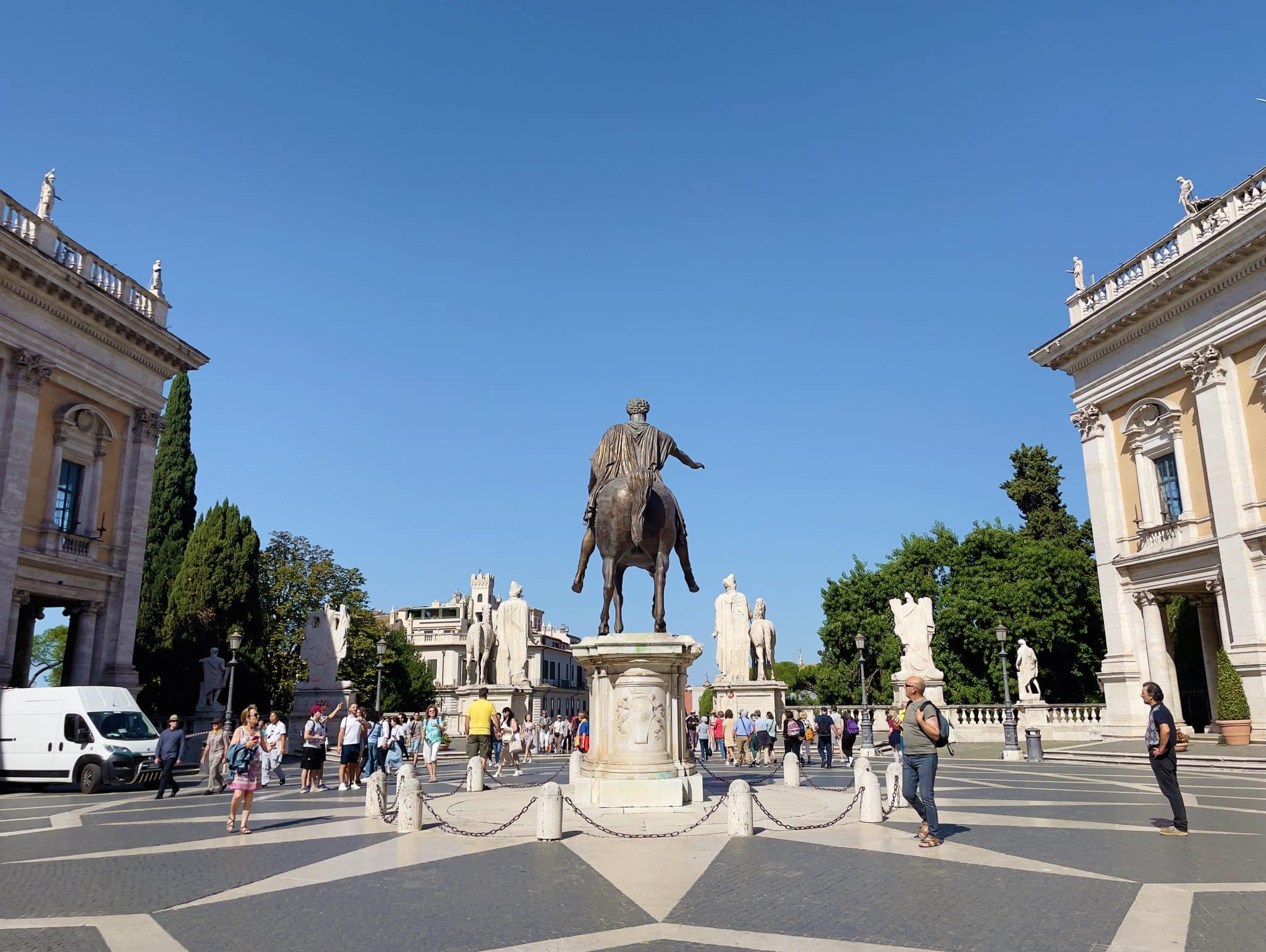 Roman Squares: Dive into the 11 Most Beautiful and Famous